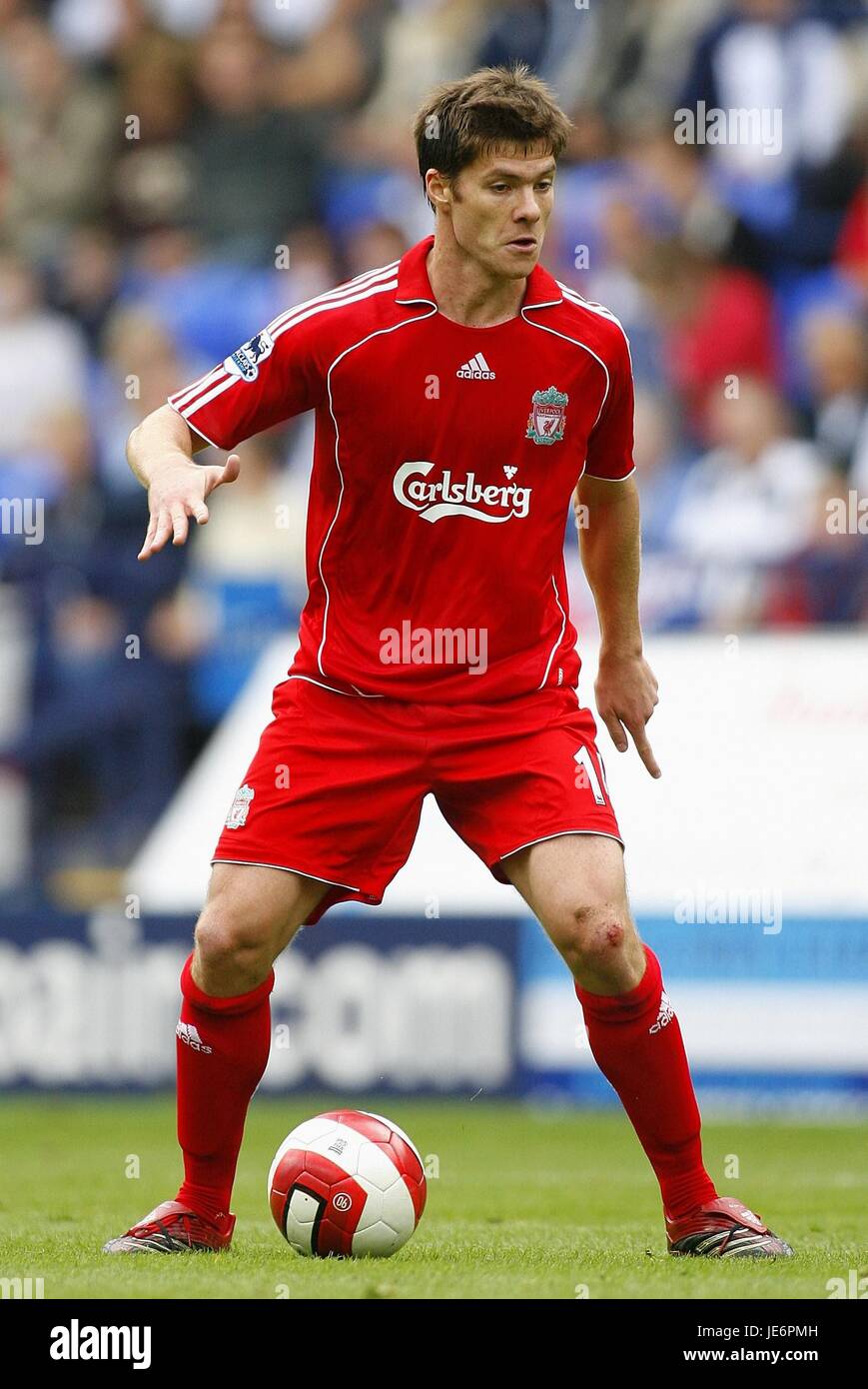 XABI ALONSO LIVERPOOL FC REEBOK STADIUM BOLTON ENGLAND 30 September ...