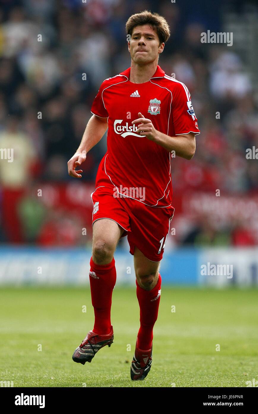 XABI ALONSO LIVERPOOL FC REEBOK STADIUM BOLTON ENGLAND 30 September ...