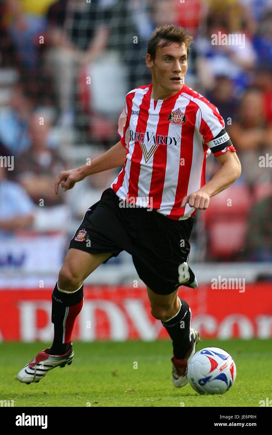 Sunderland dean whitehead hi-res stock photography and images - Alamy