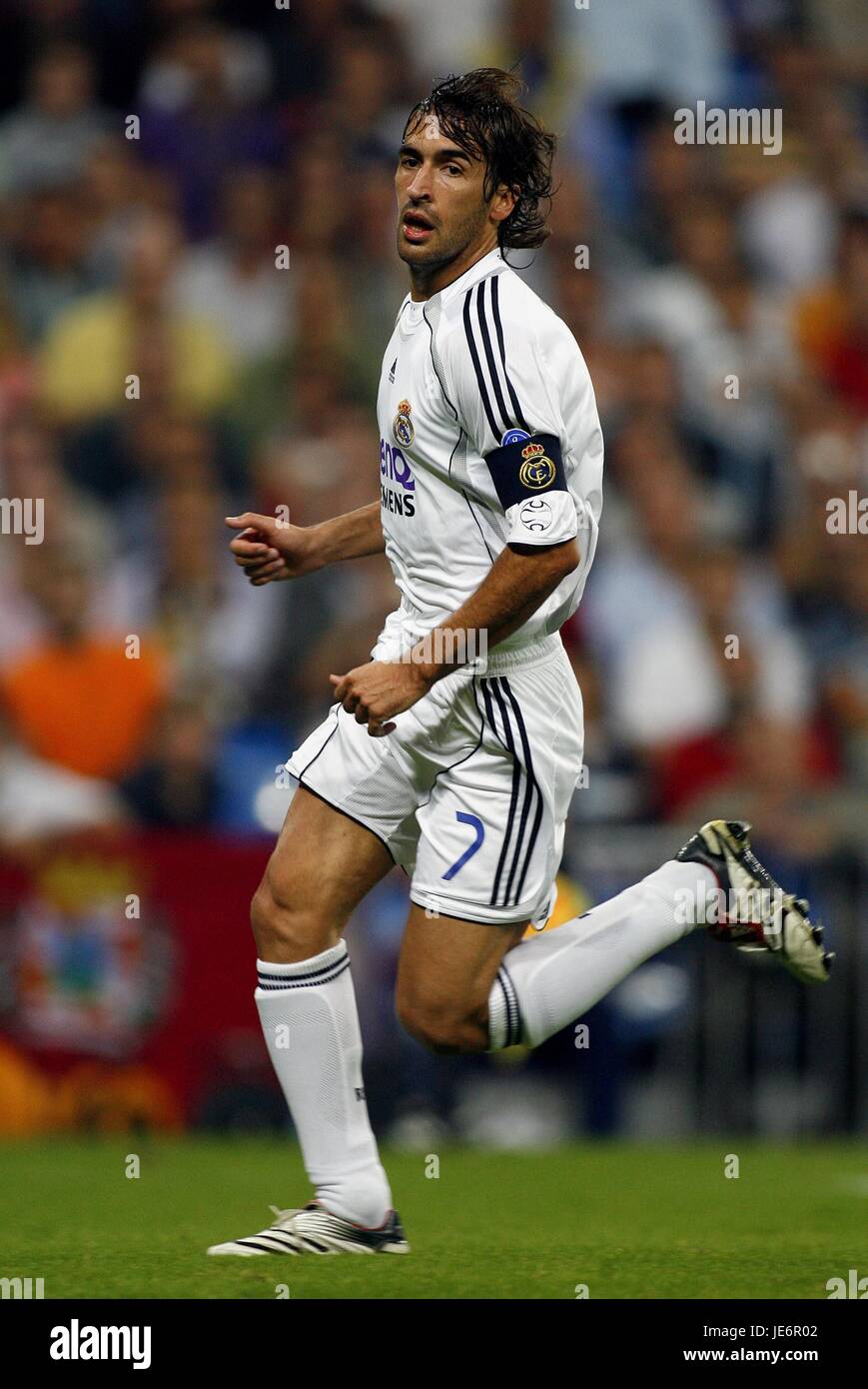 RAUL REAL MADRID CF THE BERNABEU MADRID SPAIN 26 September 2006 Stock ...