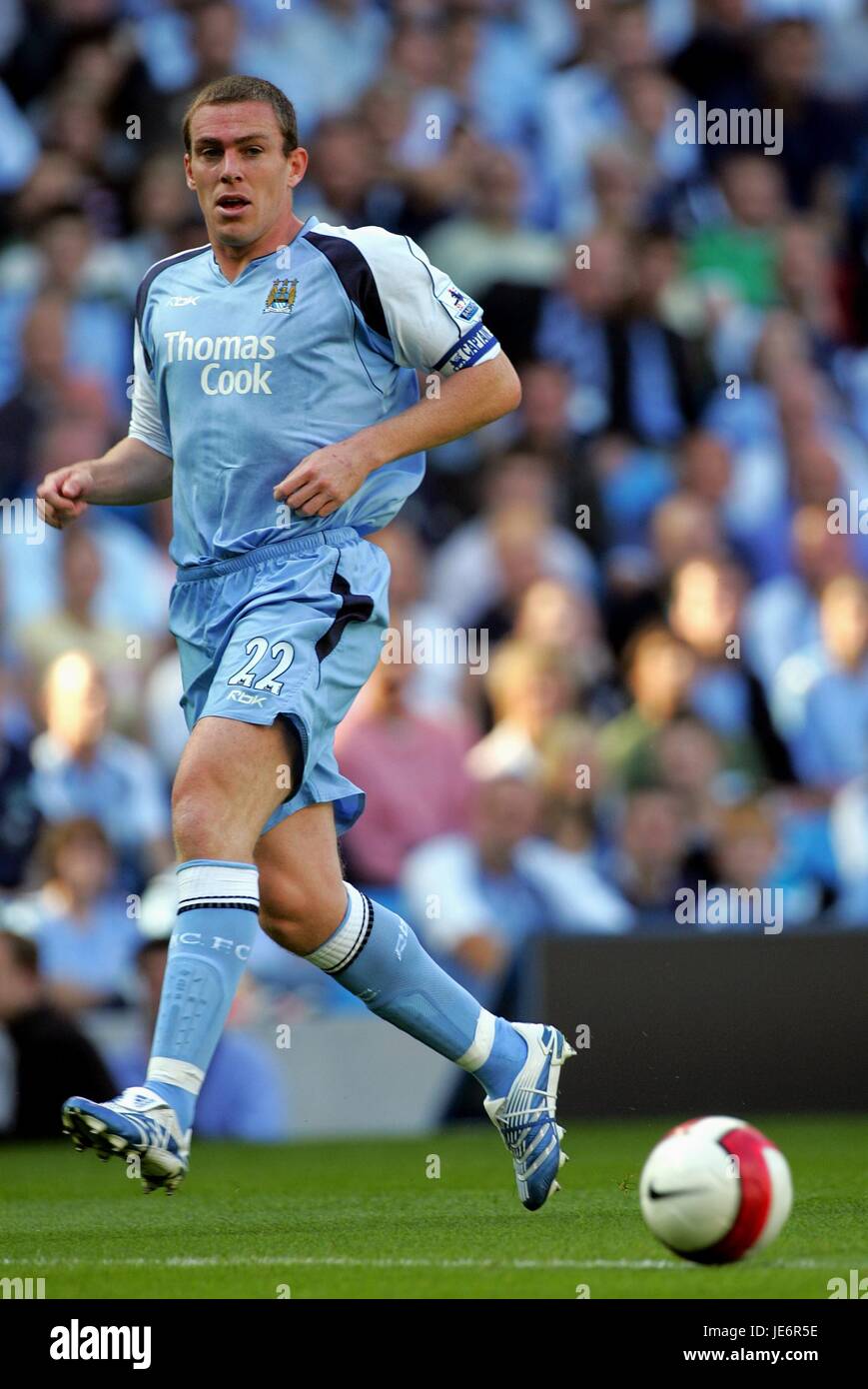 RICHARD DUNNE MANCHESTER CITY FC CITY OF MANCHESTER STADIUM MANCHESTER ...