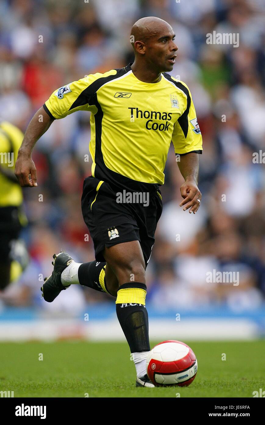 Trevor sinclair of manchester city hi-res stock photography and images ...