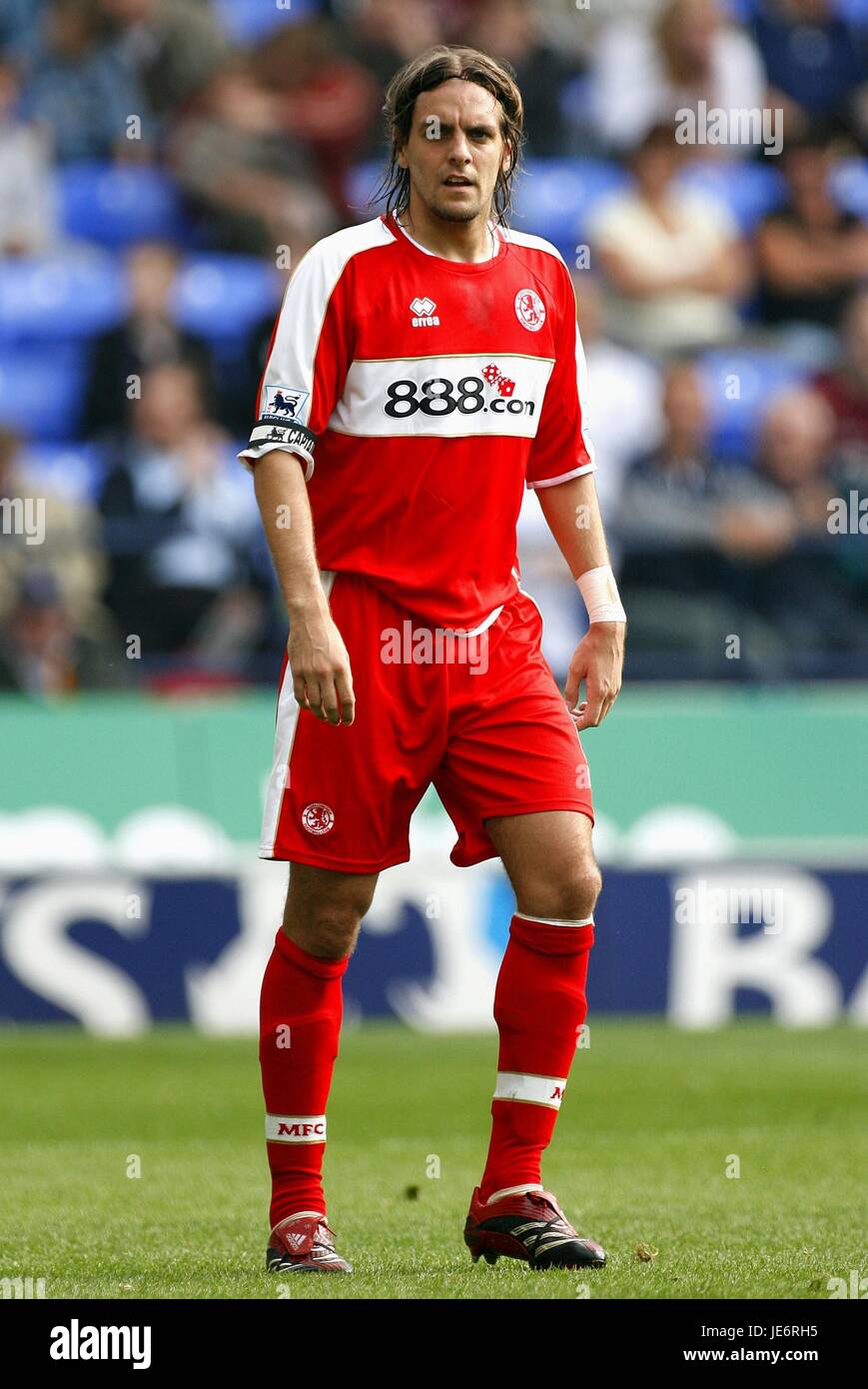 JONATHAN WOODGATE MIDDLESBROUGH FC REEBOK STADIUM BOLTON ENGLAND 16 ...