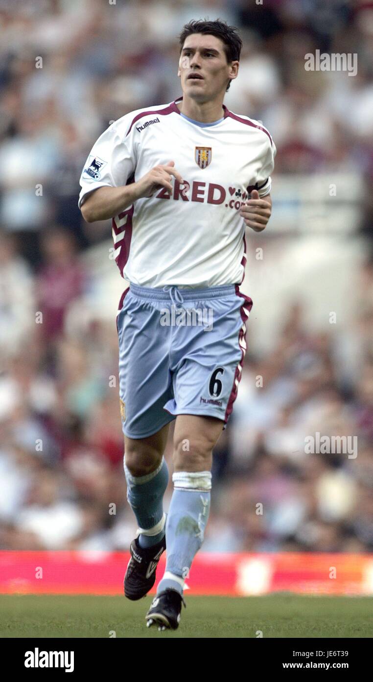 GARETH BARRY ASTON VILLA CAPTAIN UPTON PARK STADIUM LONDON ENGLAND 10 ...