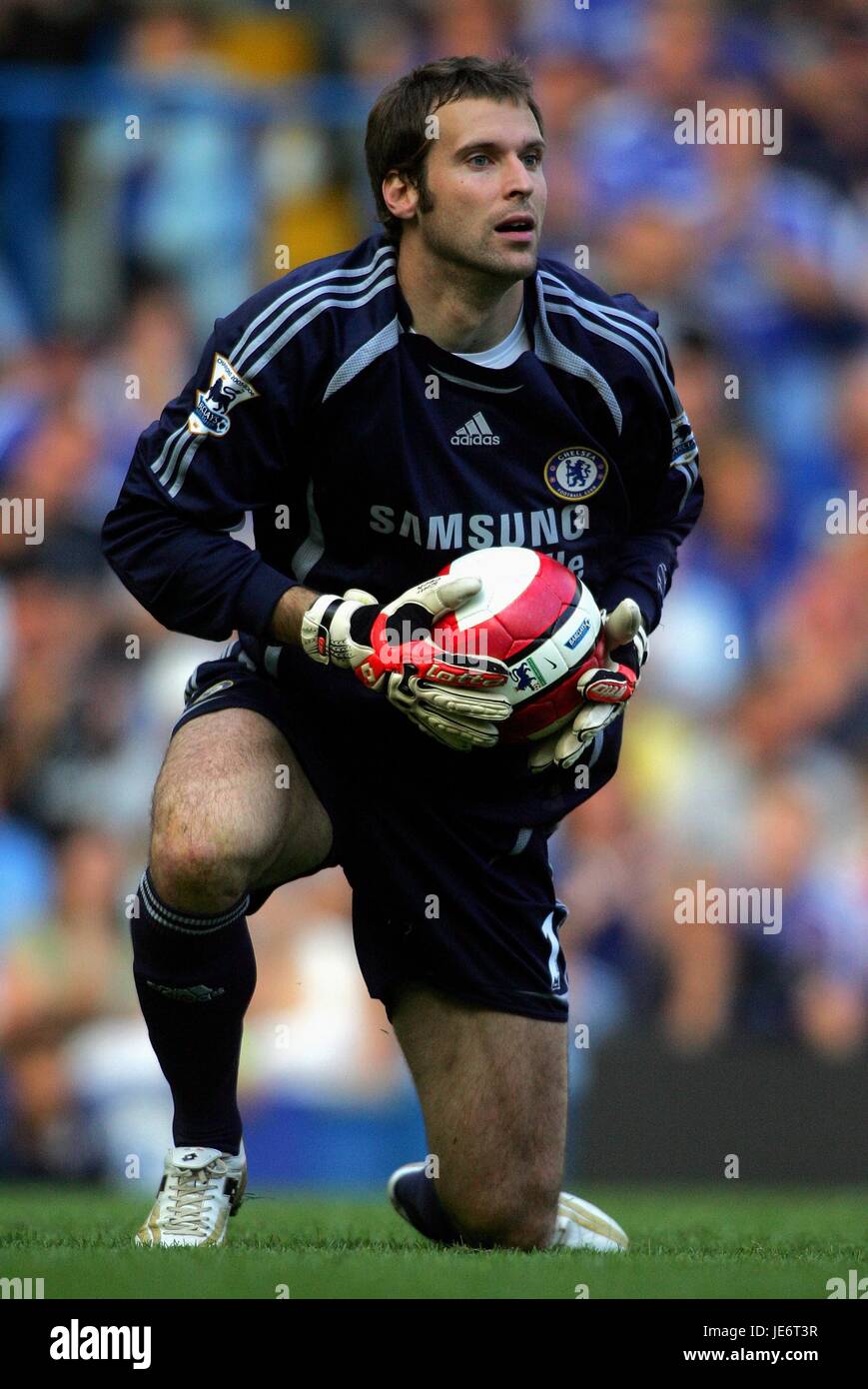 PETR CECH CHELSEA FC STAMFORD BRIDGE CHELSEA ENGLAND 09 September 2006 ...