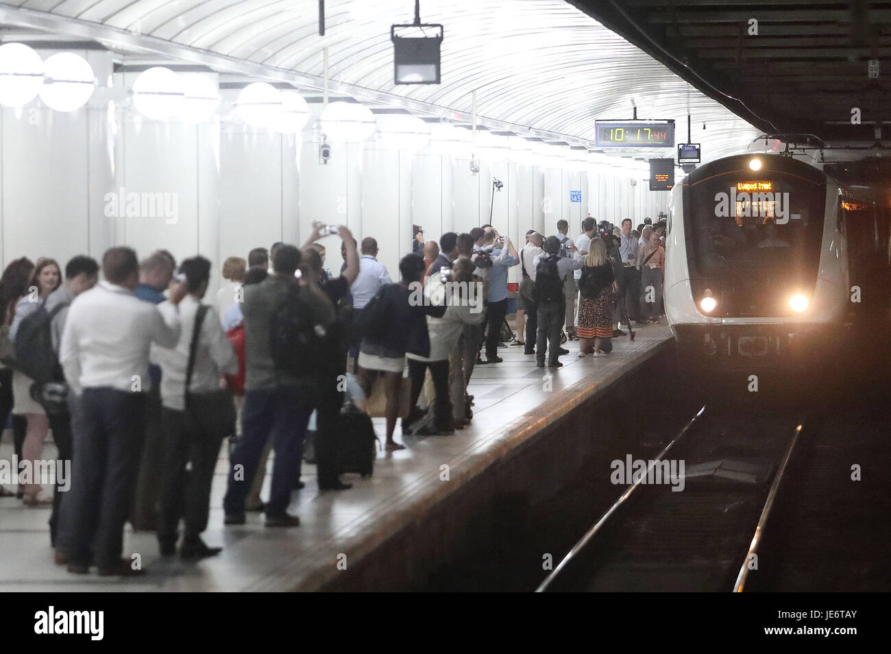 Elizabeth line train hi-res stock photography and images - Alamy