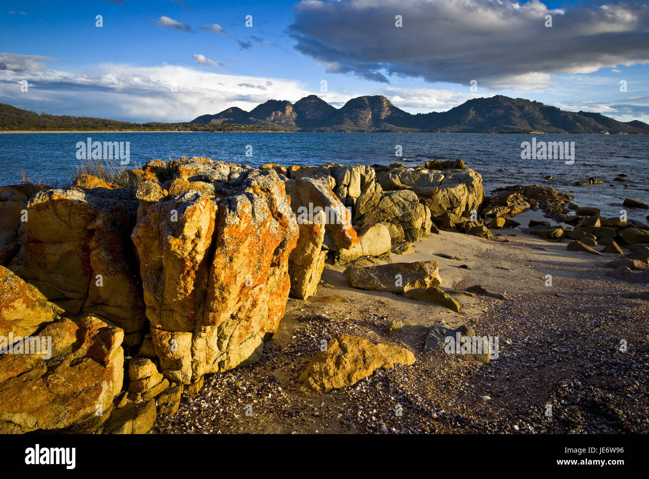 Australia, Tasmania, Cole Bay, Freycinet peninsula, mountain range ...