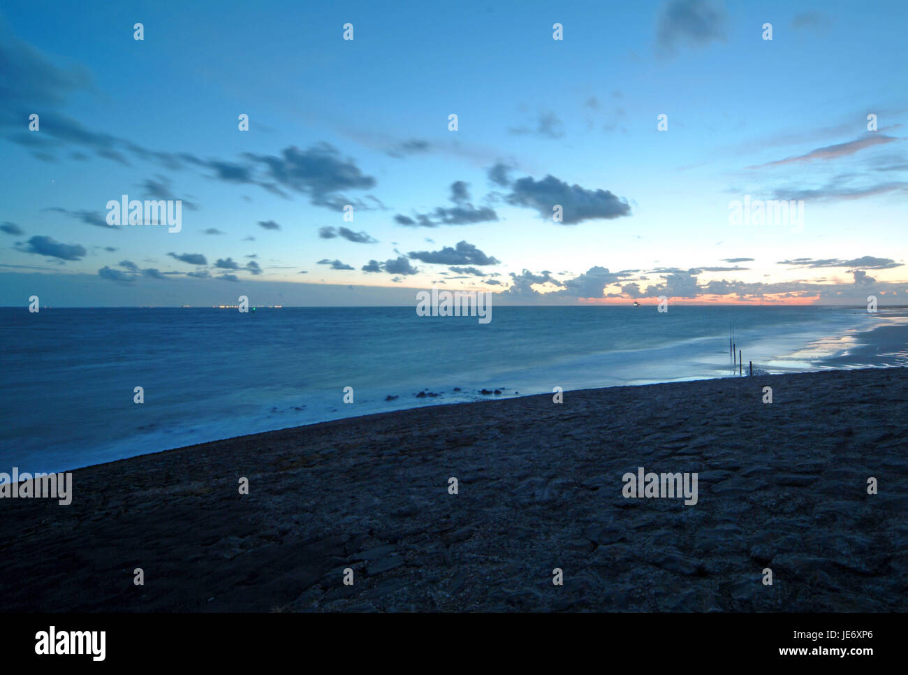 Rotterdam beach hi-res stock photography and images - Alamy
