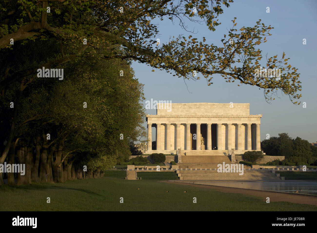 Memorial structures hi-res stock photography and images - Alamy