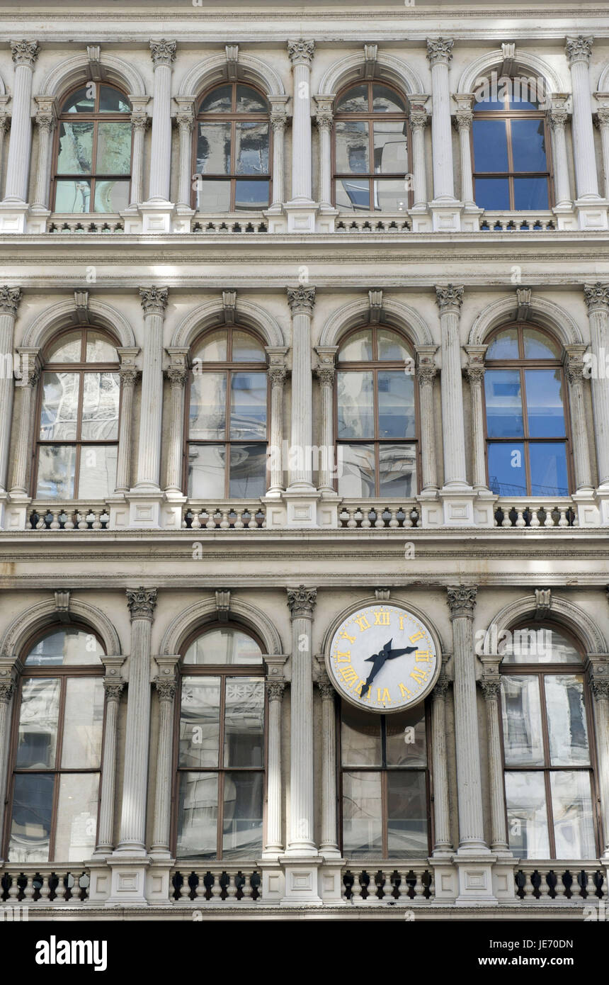 Time recording clock hi-res stock photography and images - Alamy