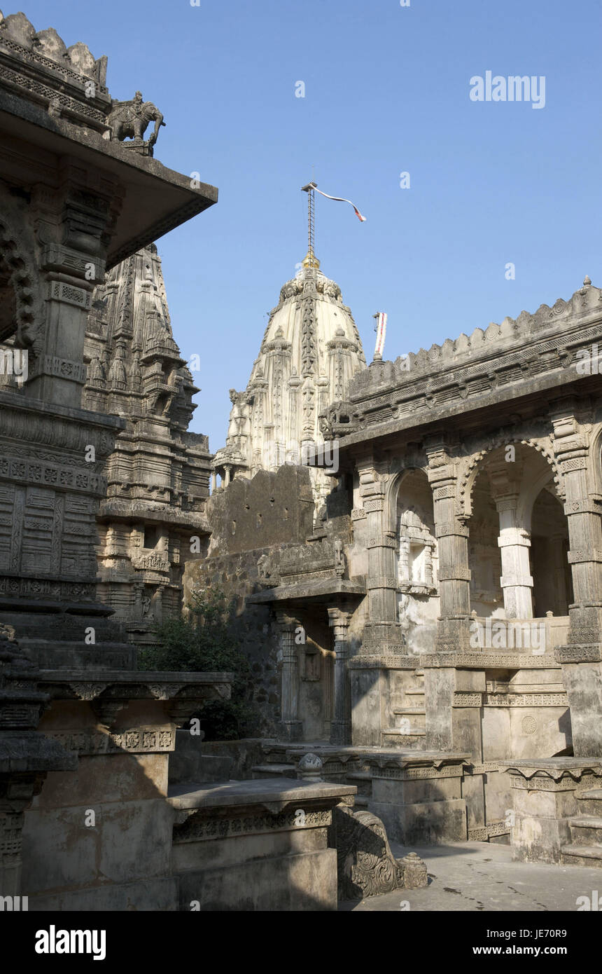 India, Gujarat, Palitana, Jain temple in the mountain Shatrunjaya Stock ...