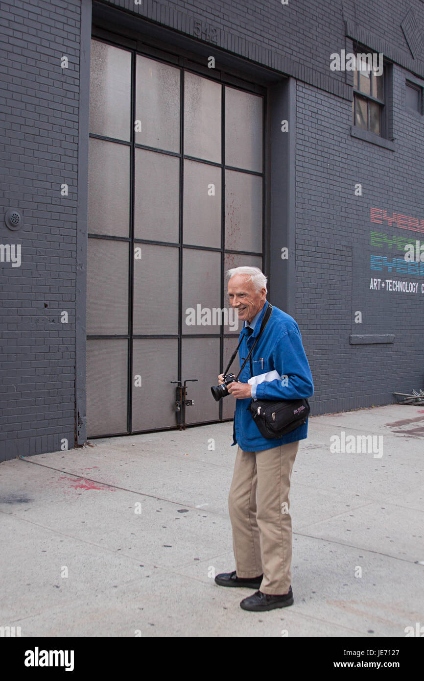 Bill cunningham hi-res stock photography and images - Alamy