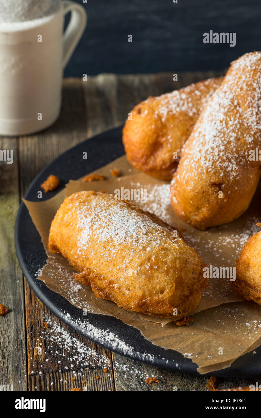 Deep fried sponge cake hi-res stock photography and images - Alamy