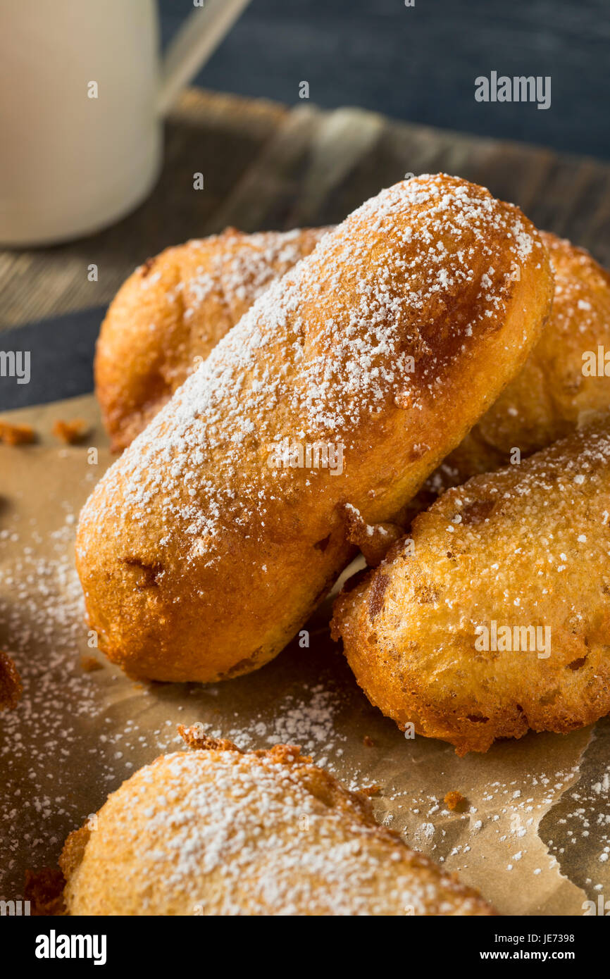 Deep fried sponge cake hi-res stock photography and images - Alamy