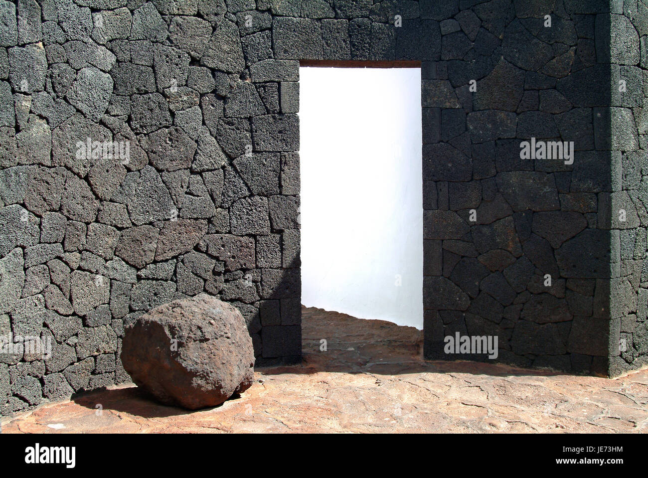 Lava defensive wall hi-res stock photography and images - Alamy