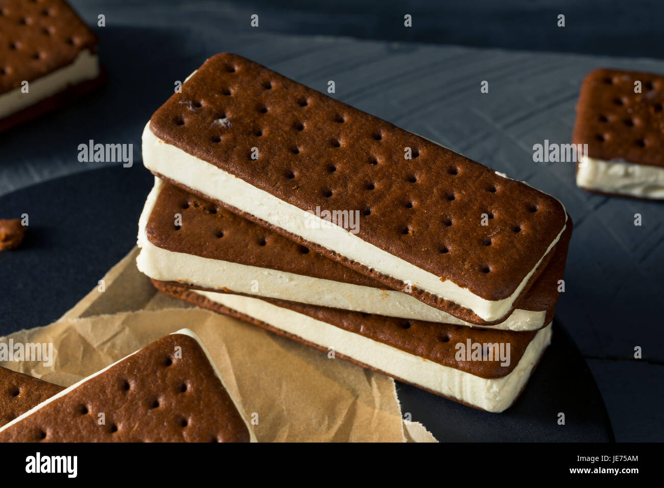 Sweet Chocolate and Vanilla Ice Cream Sandwich Dessert Stock Photo - Alamy