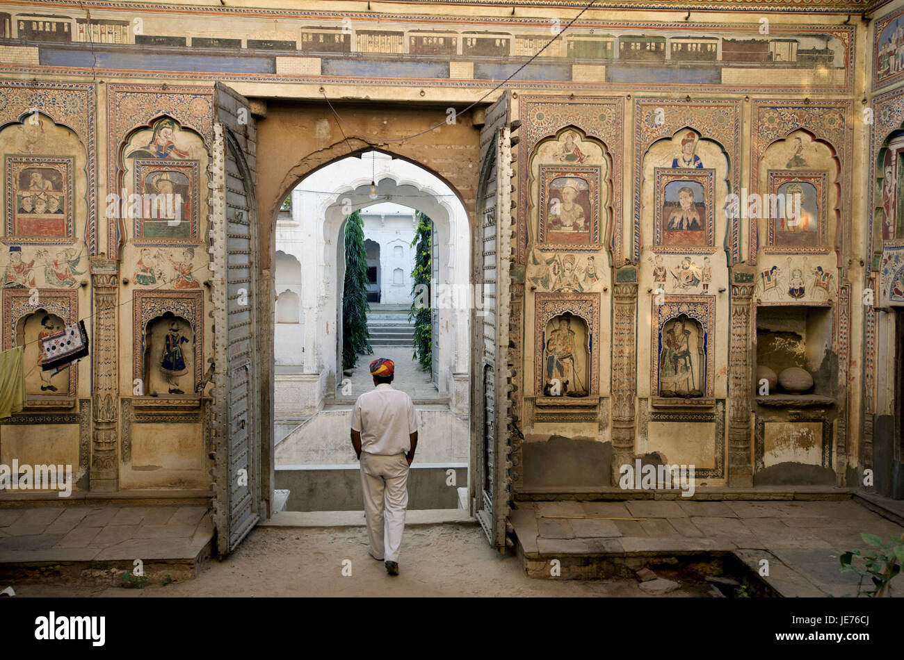 India, Rajasthan, region of Shekhawati, Nawalgarh, Khedval Bhavan ...