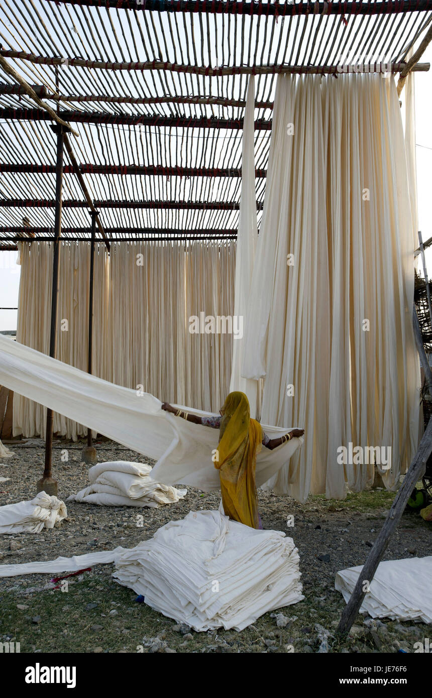 Indian factory worker hi-res stock photography and images - Alamy