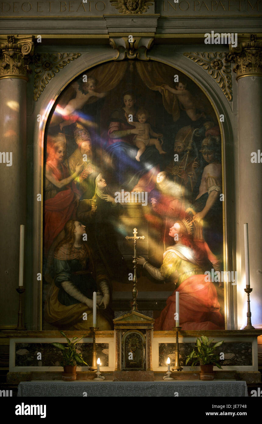 Altar with painting hi-res stock photography and images - Alamy