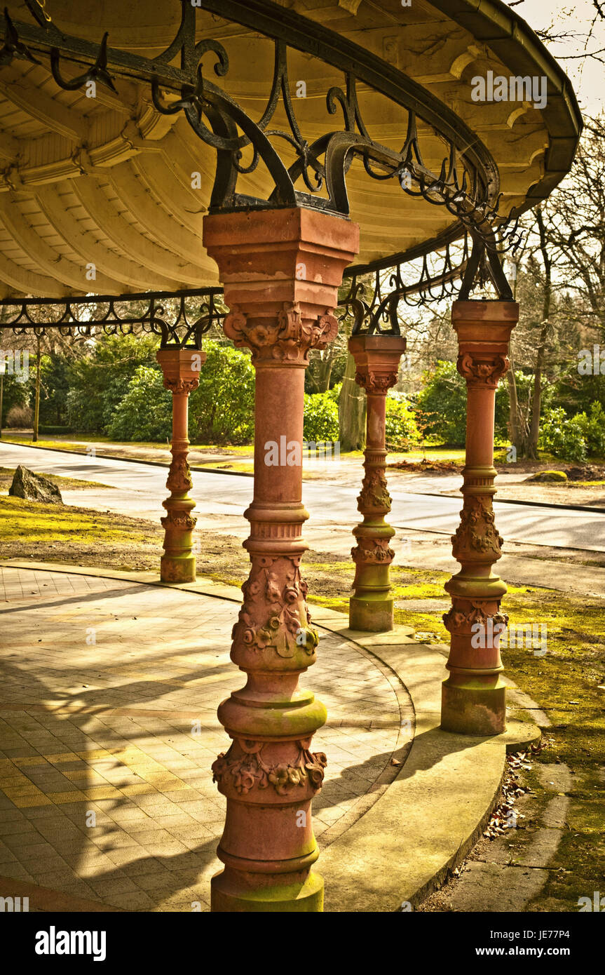 Germany, Hamburg, village Ohls, park cemetery, water tank, park ...
