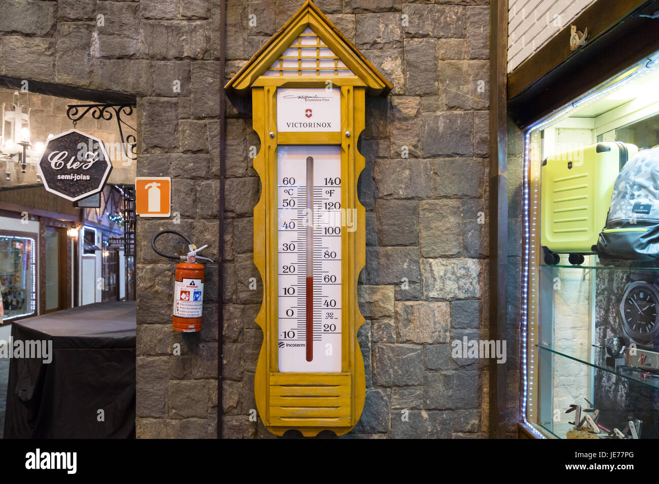Big thermometer at pedestrian street in Boulevard Geneve,Capivari ...