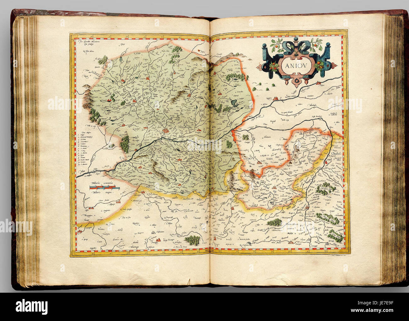 World map with countries atlas hi-res stock photography and images - Alamy