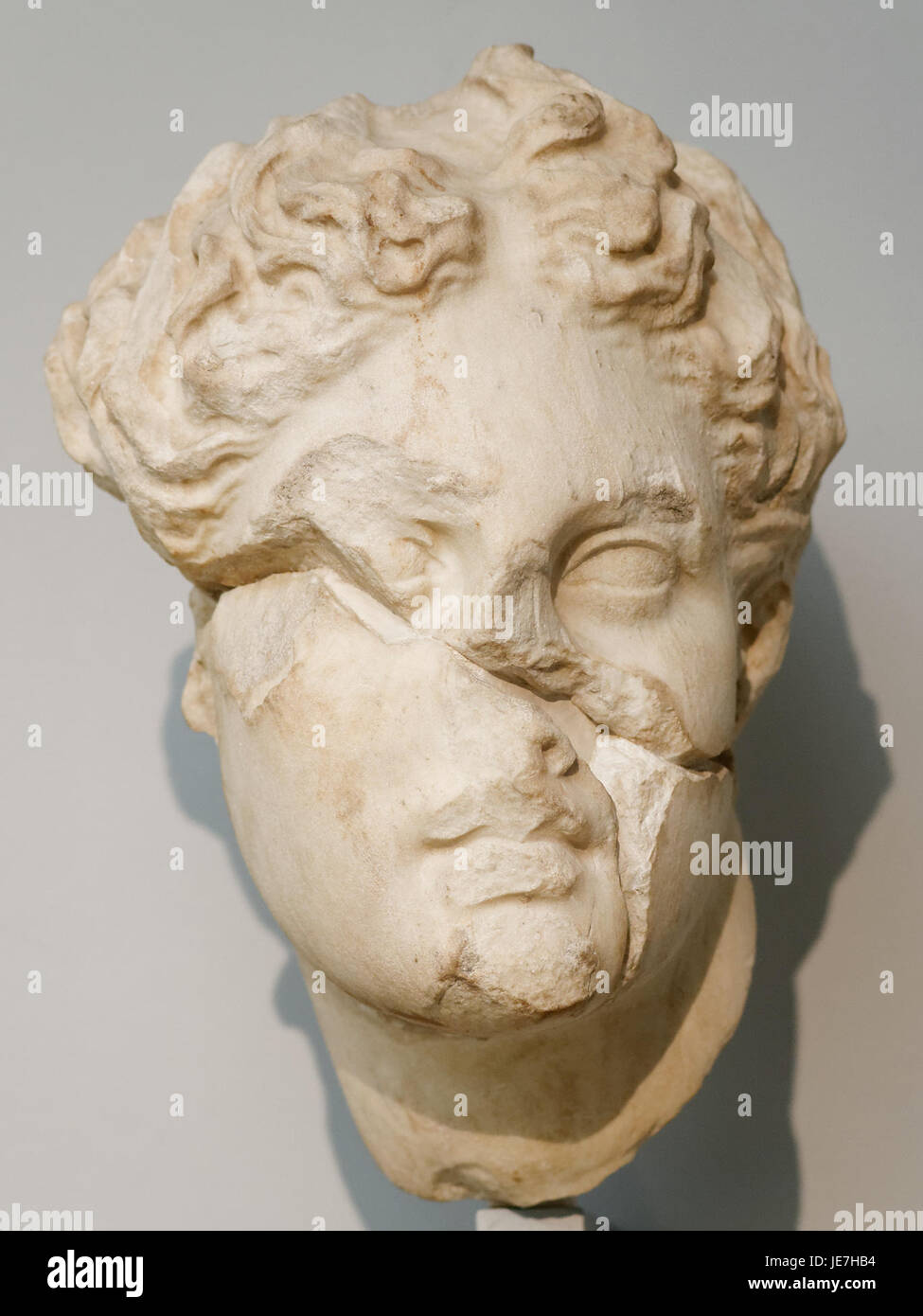 Head of apollo hi-res stock photography and images - Alamy