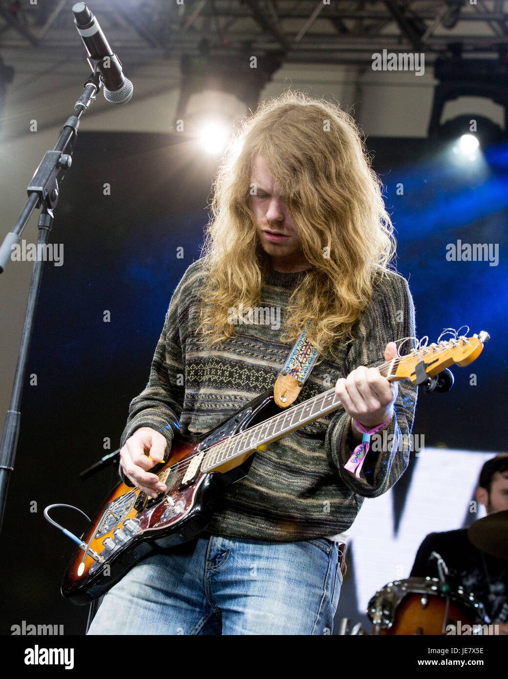 Manchester, Tennessee, USA. 8th June, 2017. WELLES (JEH SEA WELLS ...