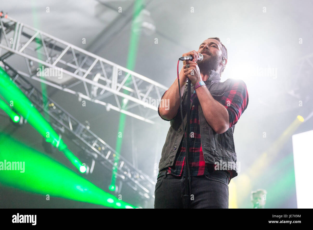 Manchester, Tennessee, USA. 8th June, 2017. MONDO COZMO (JOSH OSTRANDER ...