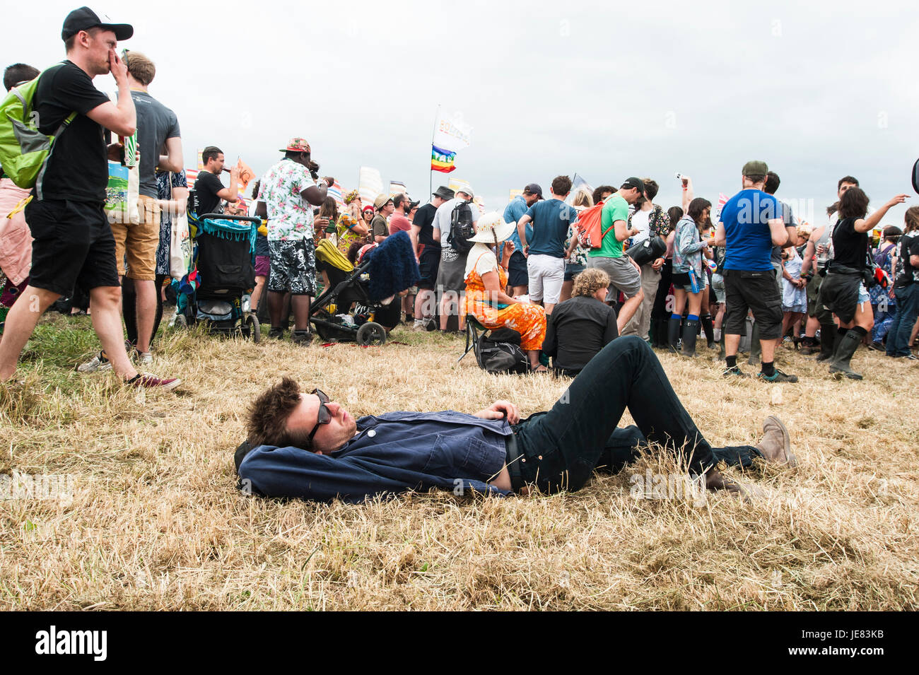 June weather scenes uk hi-res stock photography and images - Alamy