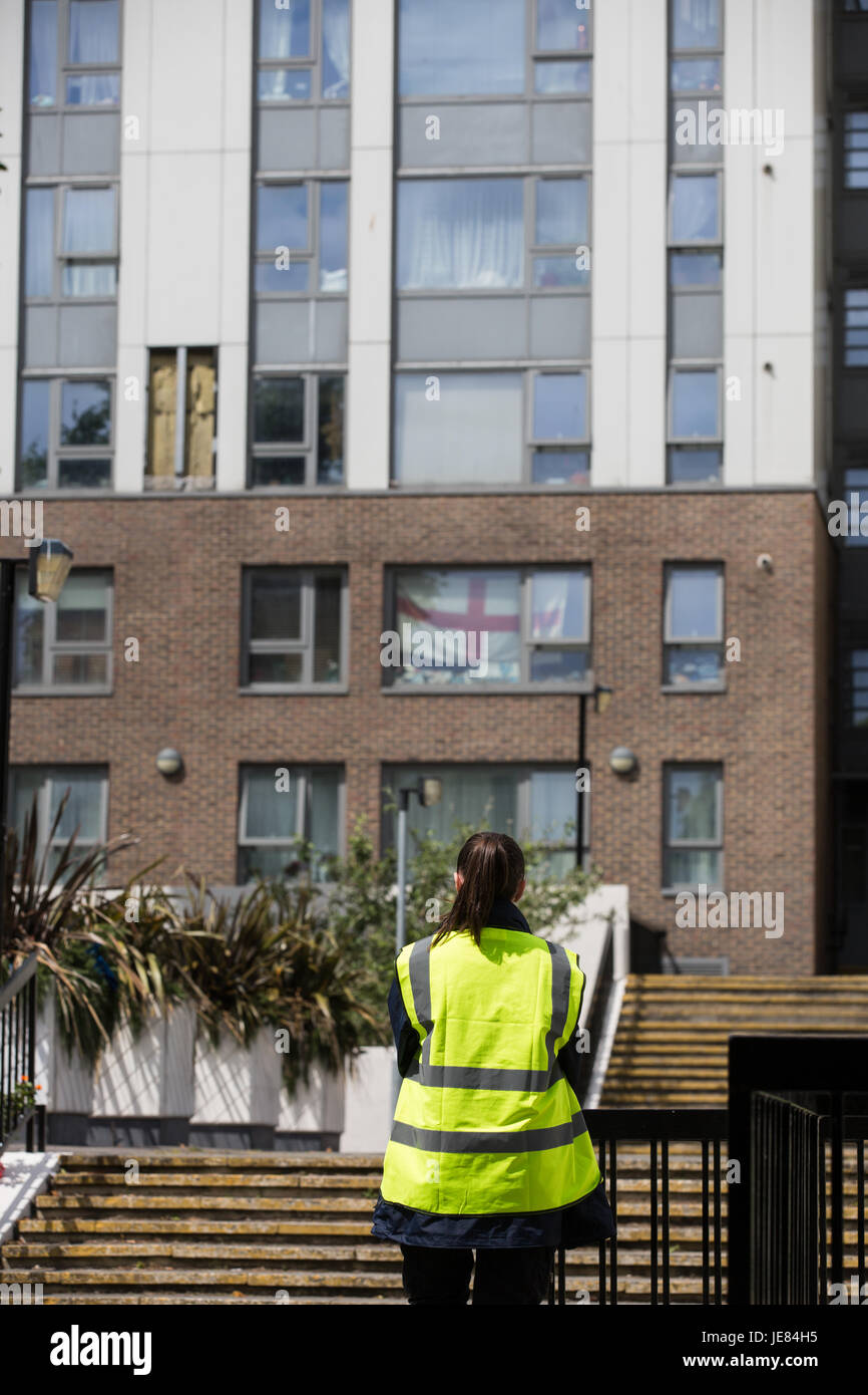 Cladding removal fire hi-res stock photography and images - Alamy