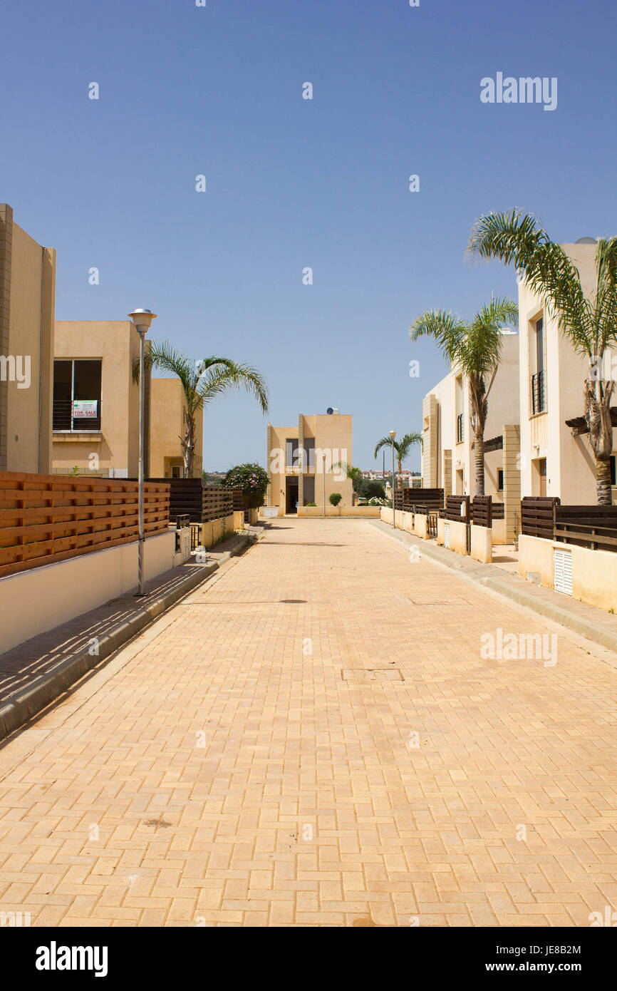 Cypriot buildings hi-res stock photography and images - Alamy