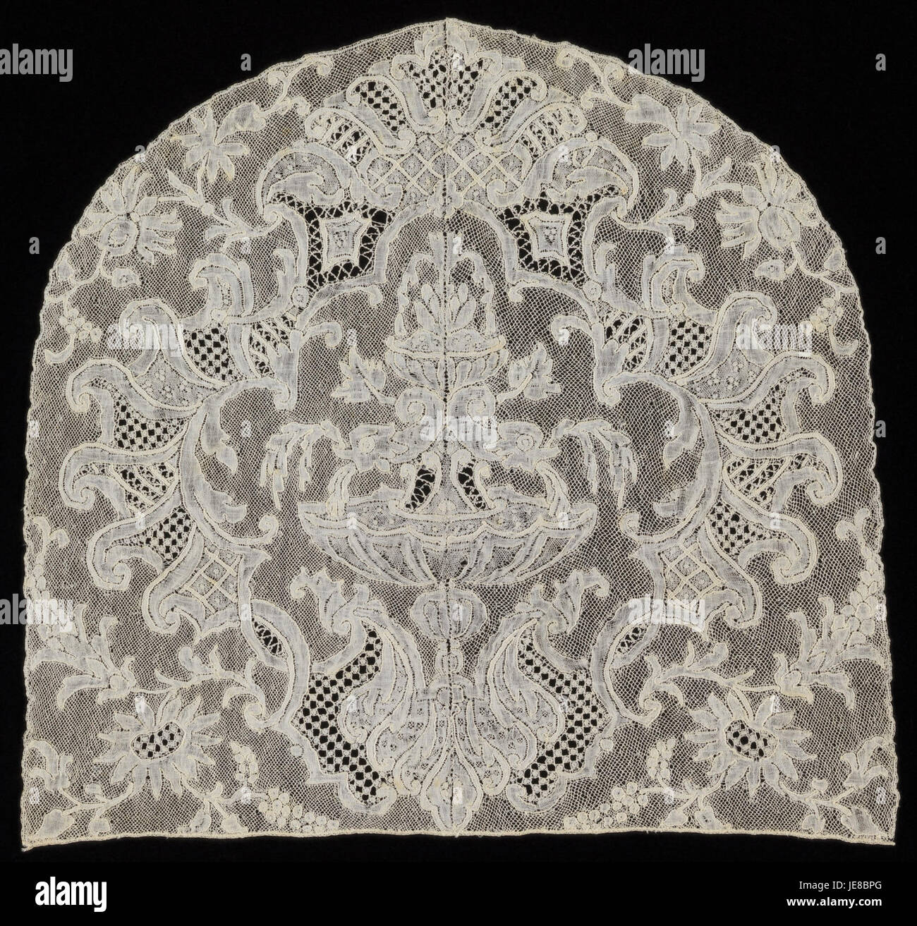 This image displays a crown, identified by its reference number 6821813 ...