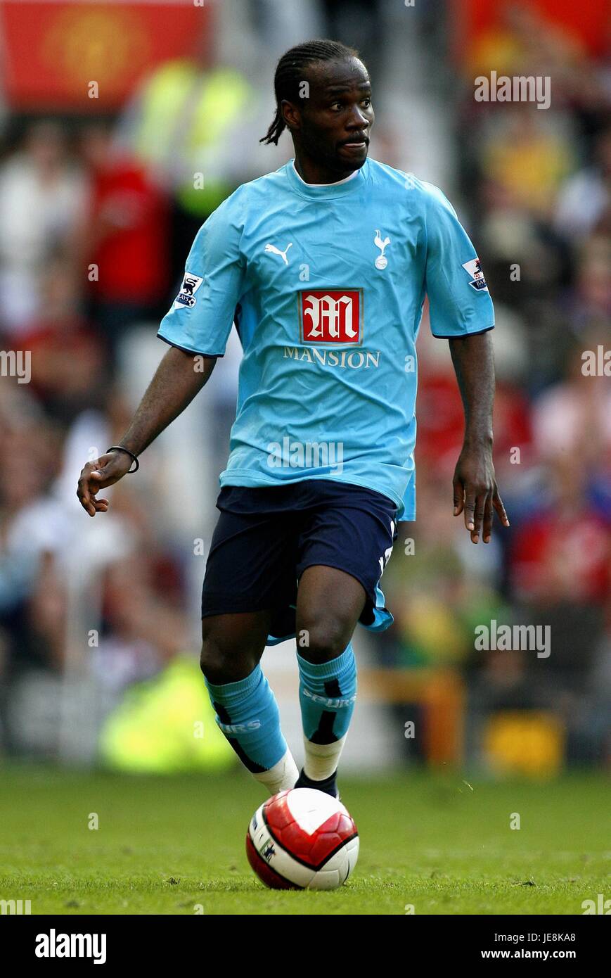 PASCAL CHIMBONDA TOTTENHAM HOTSPUR FC OLD TRAFFORD MANCHESTER ENGLAND ...