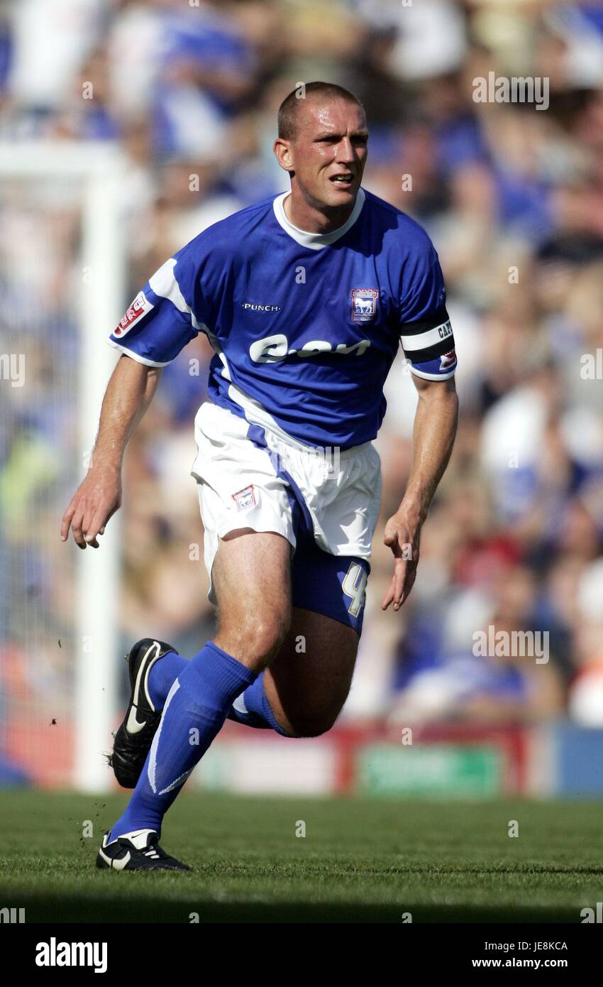 JASON DE VOS IPSWICH TOWN CAPTAIN PORTMAN ROAD IPSWICH SUFFOLK ENGLAND ...