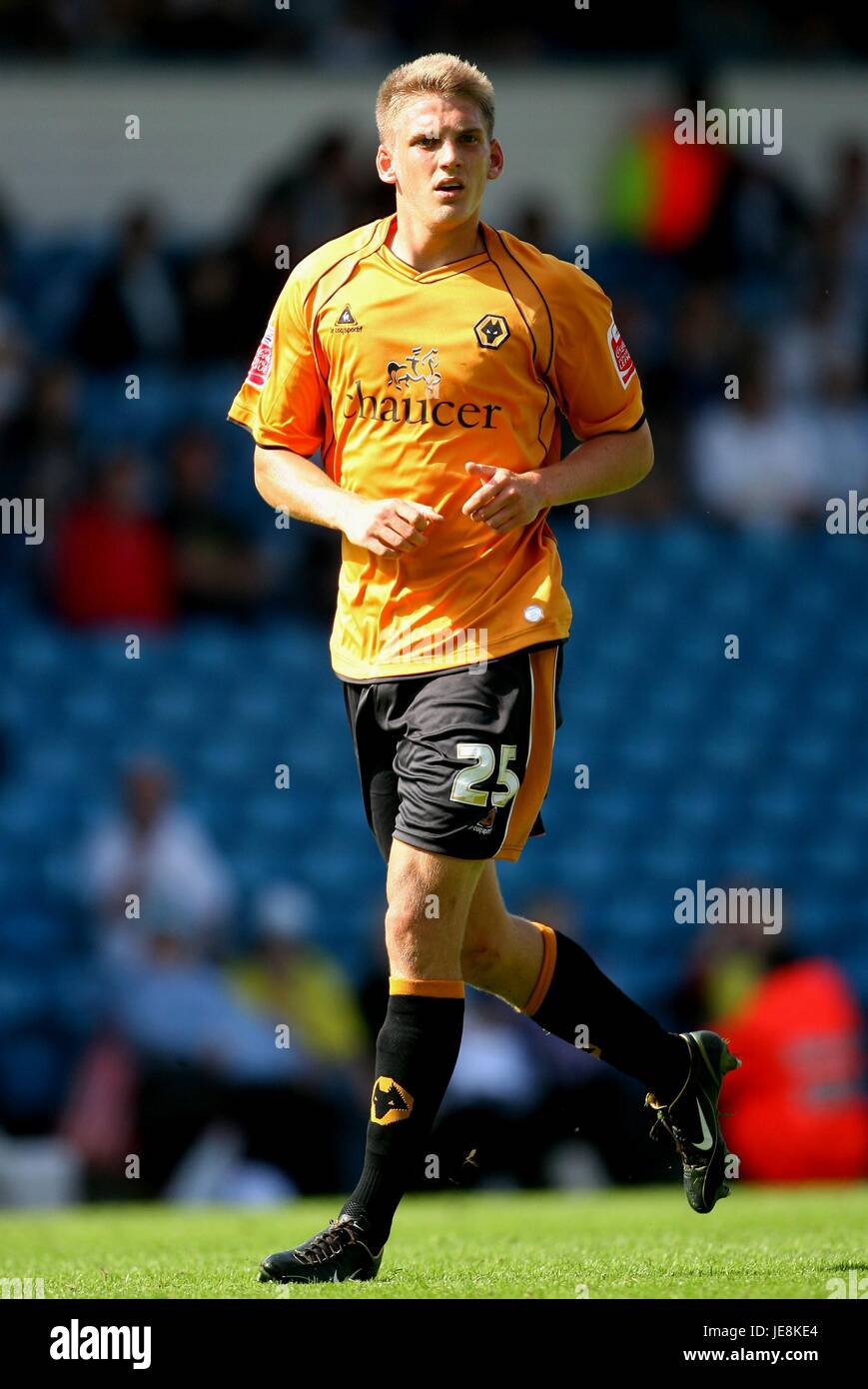 DANIEL JONES WOLVERHAMPTON WANDERERS FC ELLAND ROAD LEEDS ENGLAND 10 ...