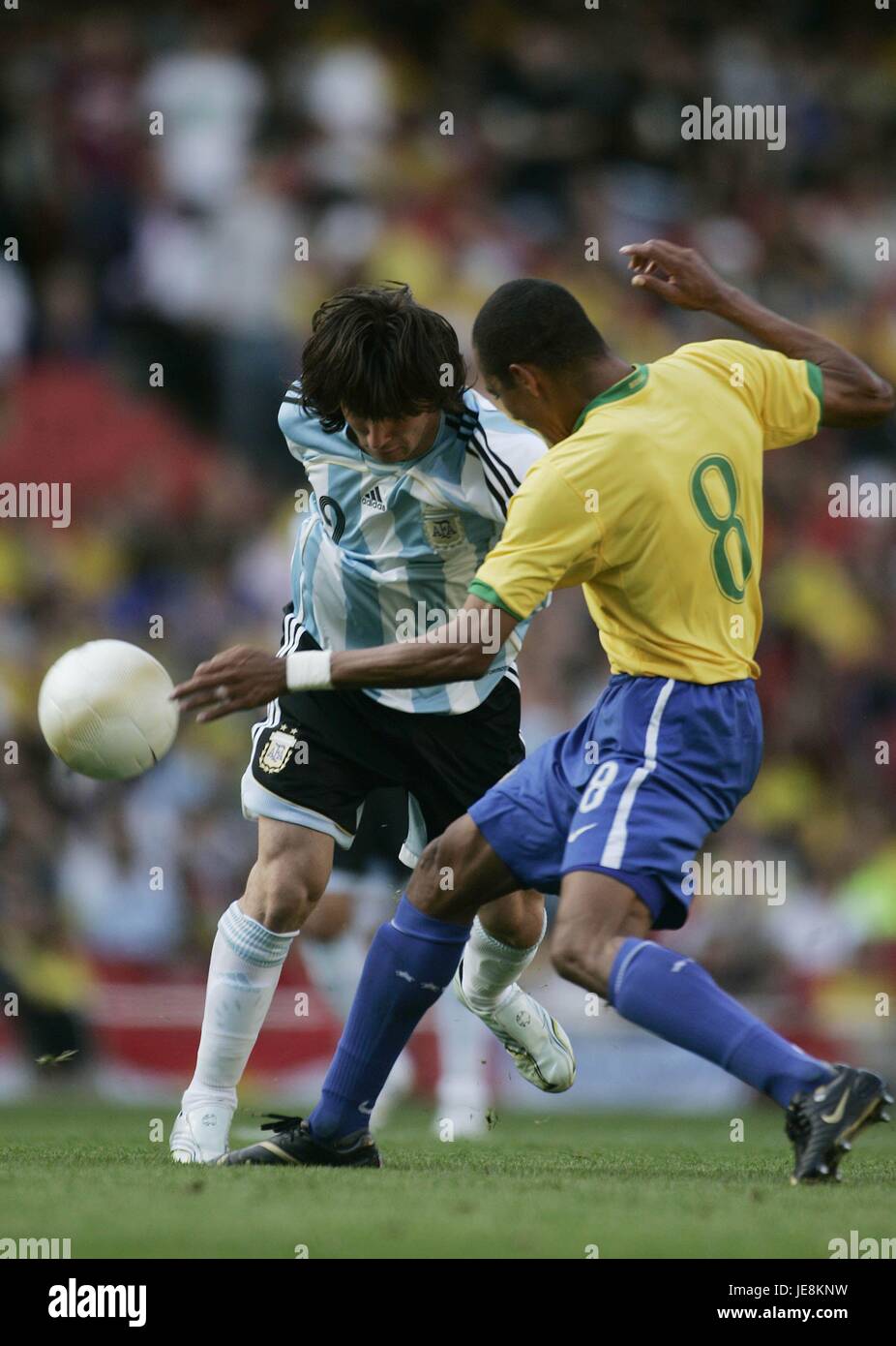 Lionel messi 2006 hi-res stock photography and images - Alamy