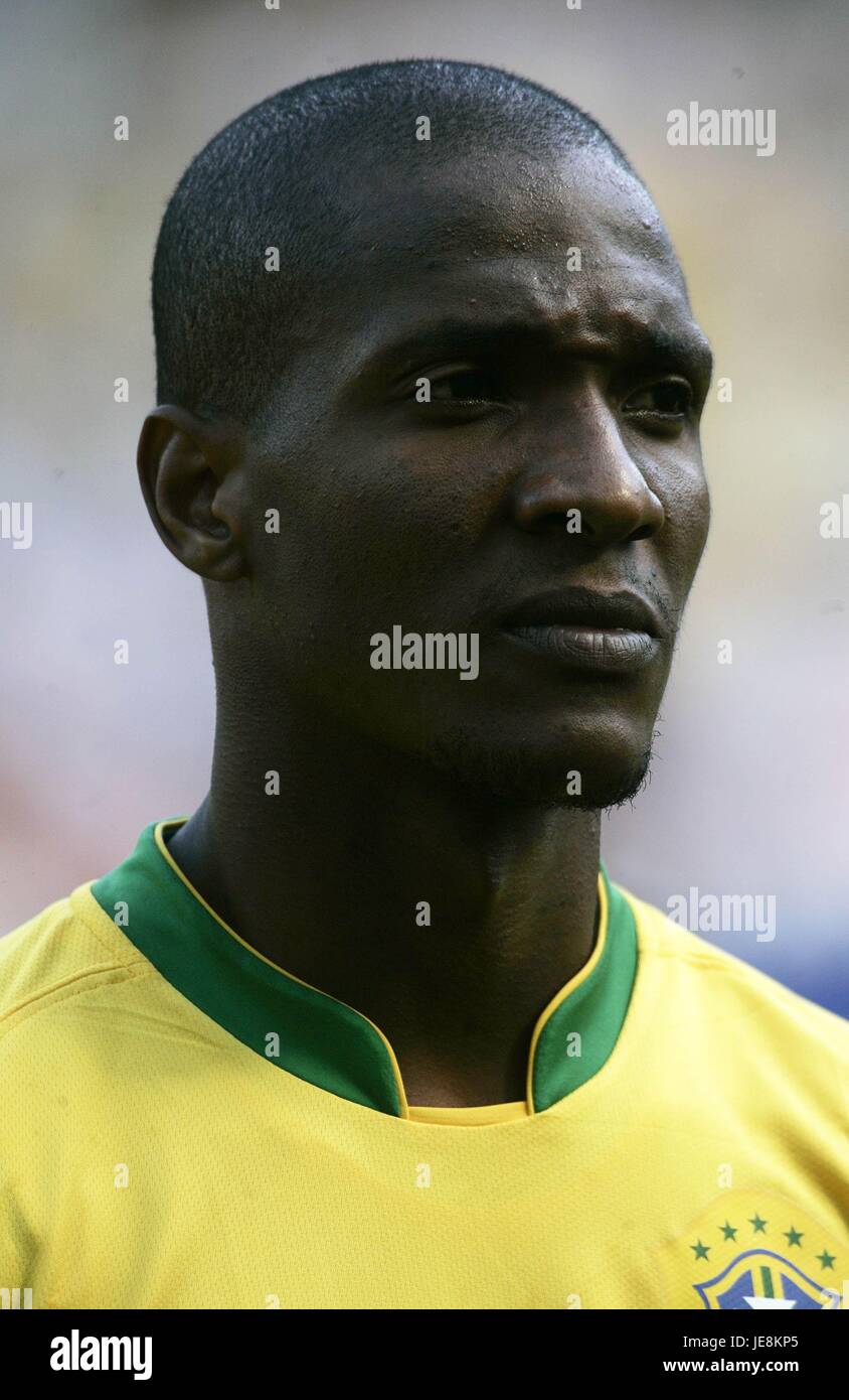 Melo hi-res stock photography and images - Alamy