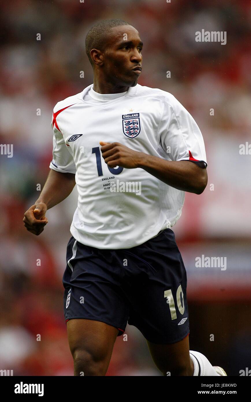 JERMAIN DEFOE ENGLAND & TOTTENHAM HOTSPUR FC OLD TRAFFORD MANCHESTER ...