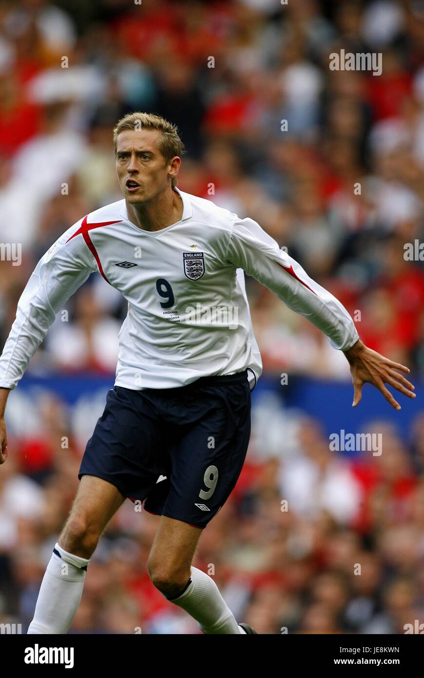 PETER CROUCH ENGLAND & LIVERPOOL FC OLD TRAFFORD MANCHESTER ENGLAND 02 ...