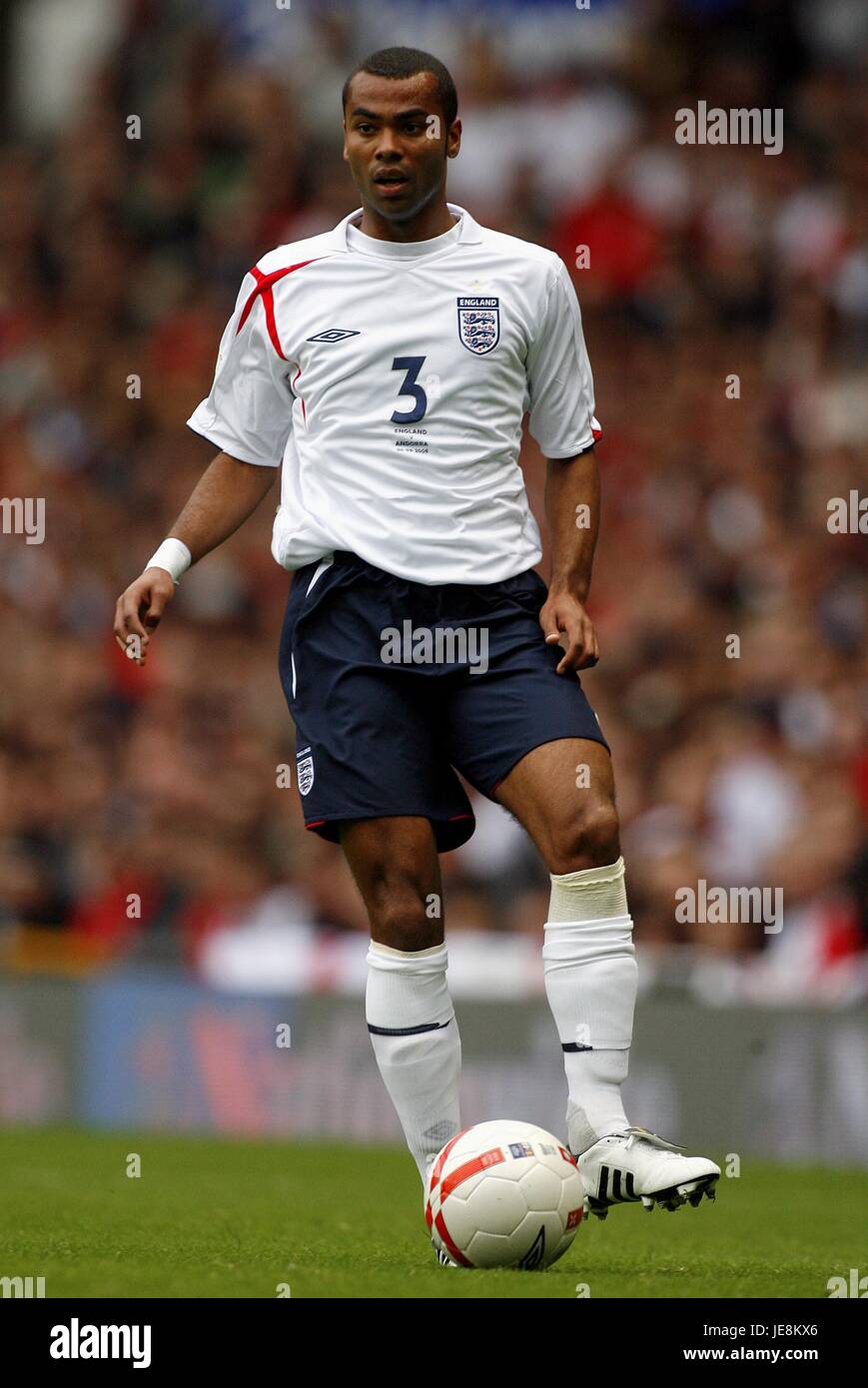 ASHLEY COLE ENGLAND & CHELSEA FC OLD TRAFFORD MANCHESTER ENGLAND 02 ...