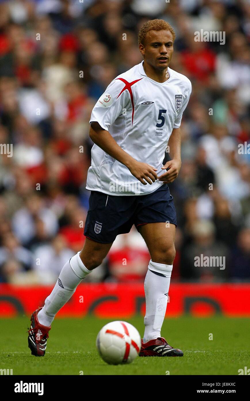 WES BROWN ENGLAND & MANCHESTER UNITED FC OLD TRAFFORD MANCHESTER ...