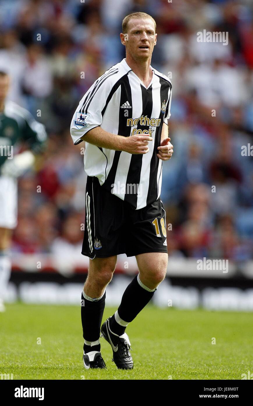CRAIG MOORE NEWCASTLE UNITED FC VILLA PARK ASTON BIRMINGAM ENGLAND 27 ...
