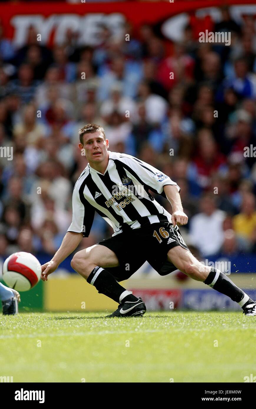 James milner newcastle united fc hi-res stock photography and images ...