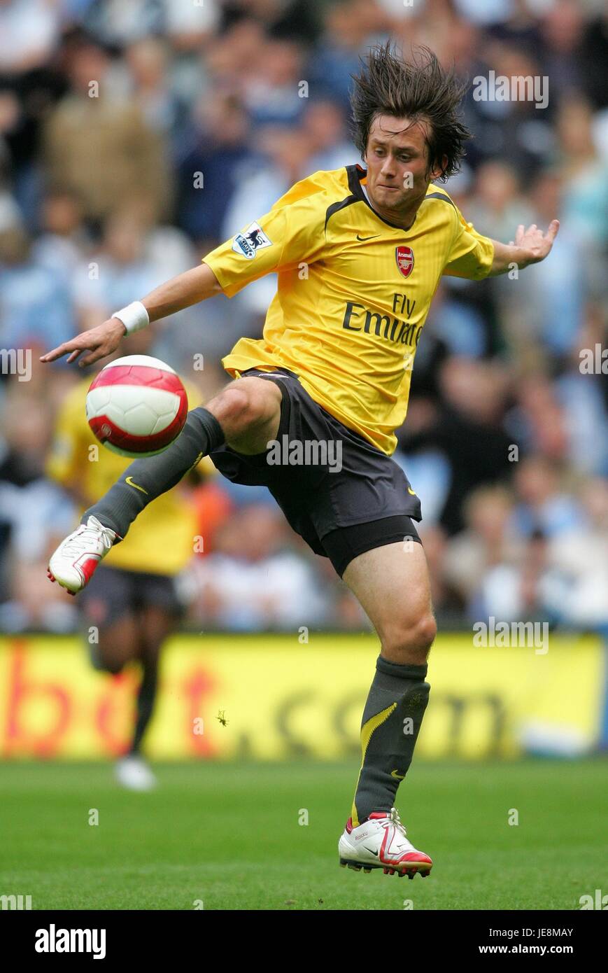 TOMAS ROSICKY ARSENAL FC CITY OF MANCHESTER STADIUM MANCHESTER ENGLAND ...
