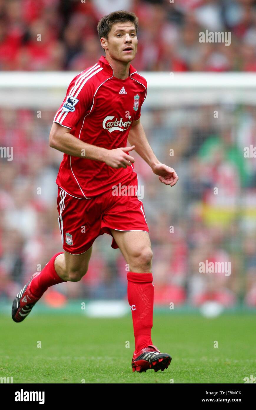 XABI ALONSO LIVERPOOL FC ANFIELD LIVERPOOL ENGLAND 26 August 2006 Stock ...