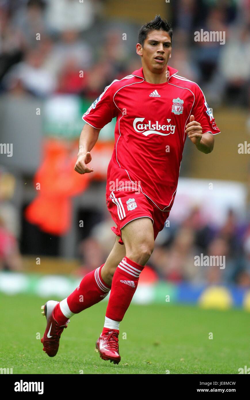 MARK GONZALEZ LIVERPOOL FC ANFIELD LIVERPOOL ENGLAND 26 August 2006 ...