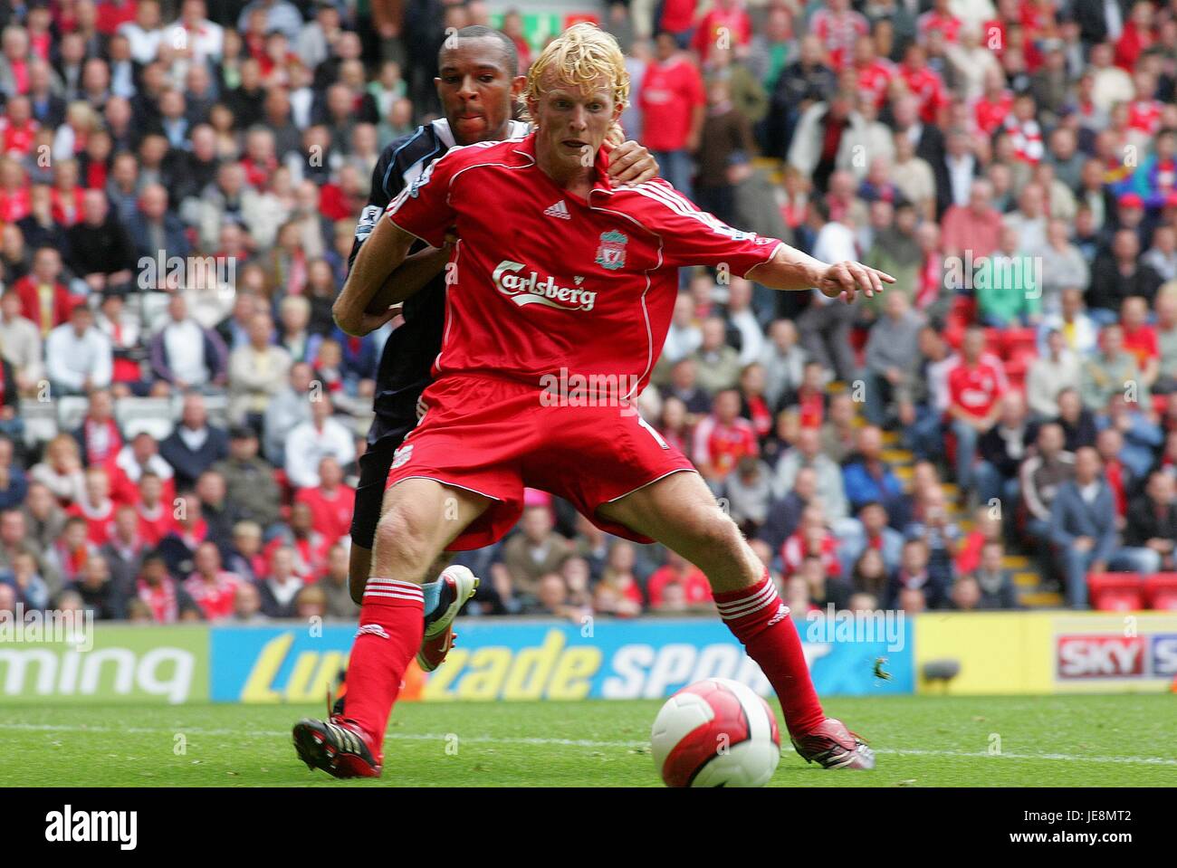 DIRK KUYT & DANNY GABBIDON LIVERPOOL V WEST HAM ANFIELD LIVERPOOL ...