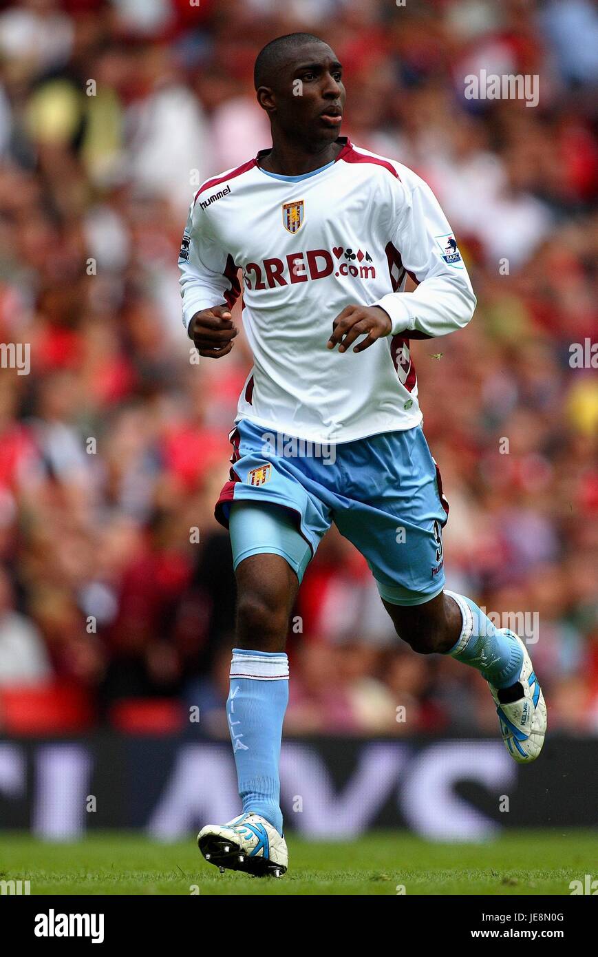 JLLOYD SAMUEL ASTON VILLA FC EMIRATES STADIUM ARSENAL LONDON 19 August ...