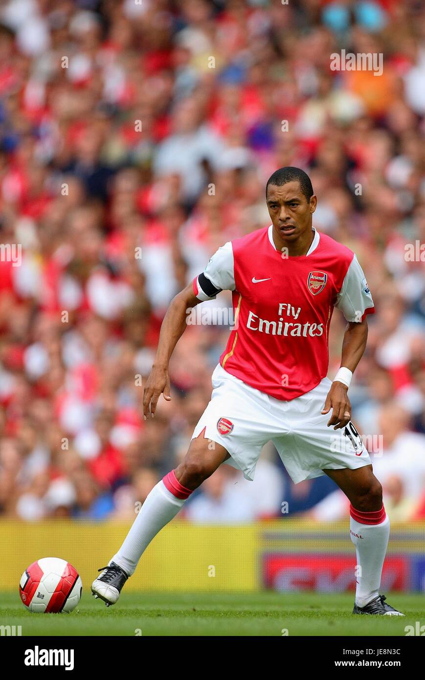 GILBERTO SILVA ARSENAL FC EMIRATES STADIUM ARSENAL LONDON 19 August ...